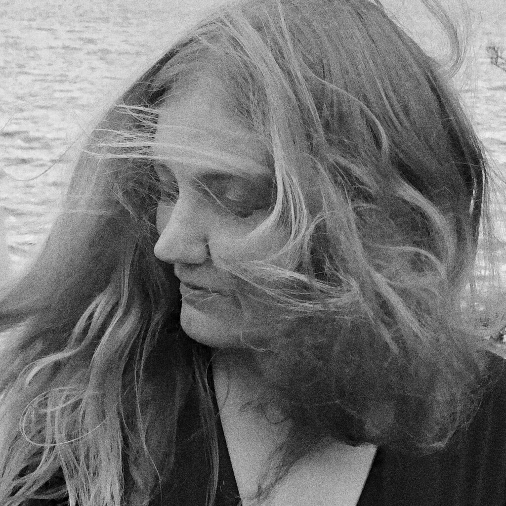 Sally Shapiro - "Sad Cities (The Remixes)" - POP-HIMMEL.de