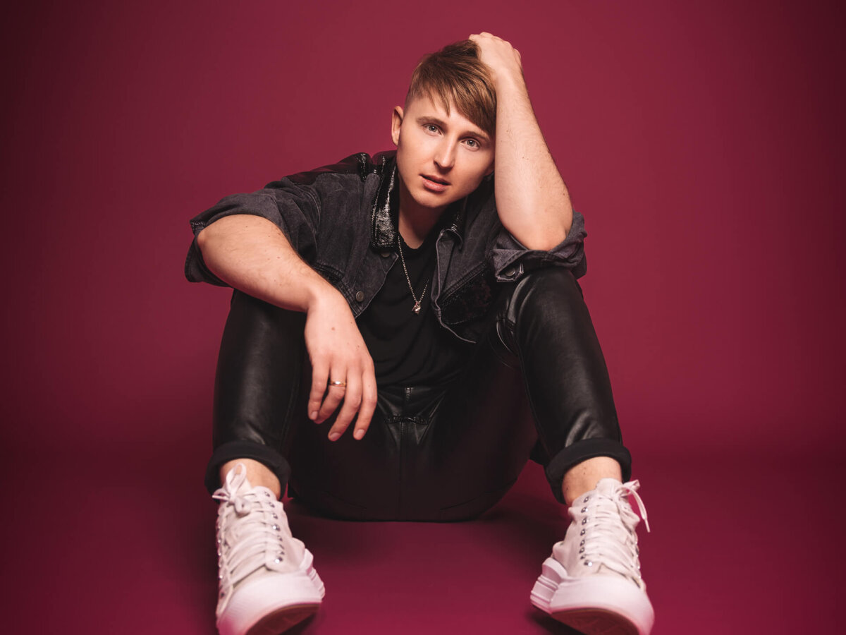 MKSM - "Tracks in Minor" (Single + Visualizer Video) - POP-HIMMEL.de