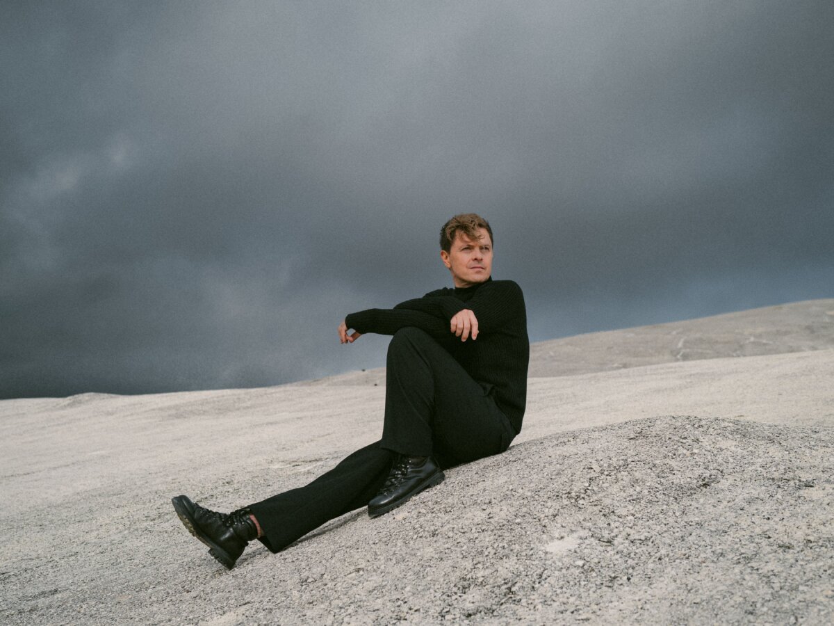 Michael Patrick Kelly feat. Rakim - "Wonders" (Single + offizielles ...