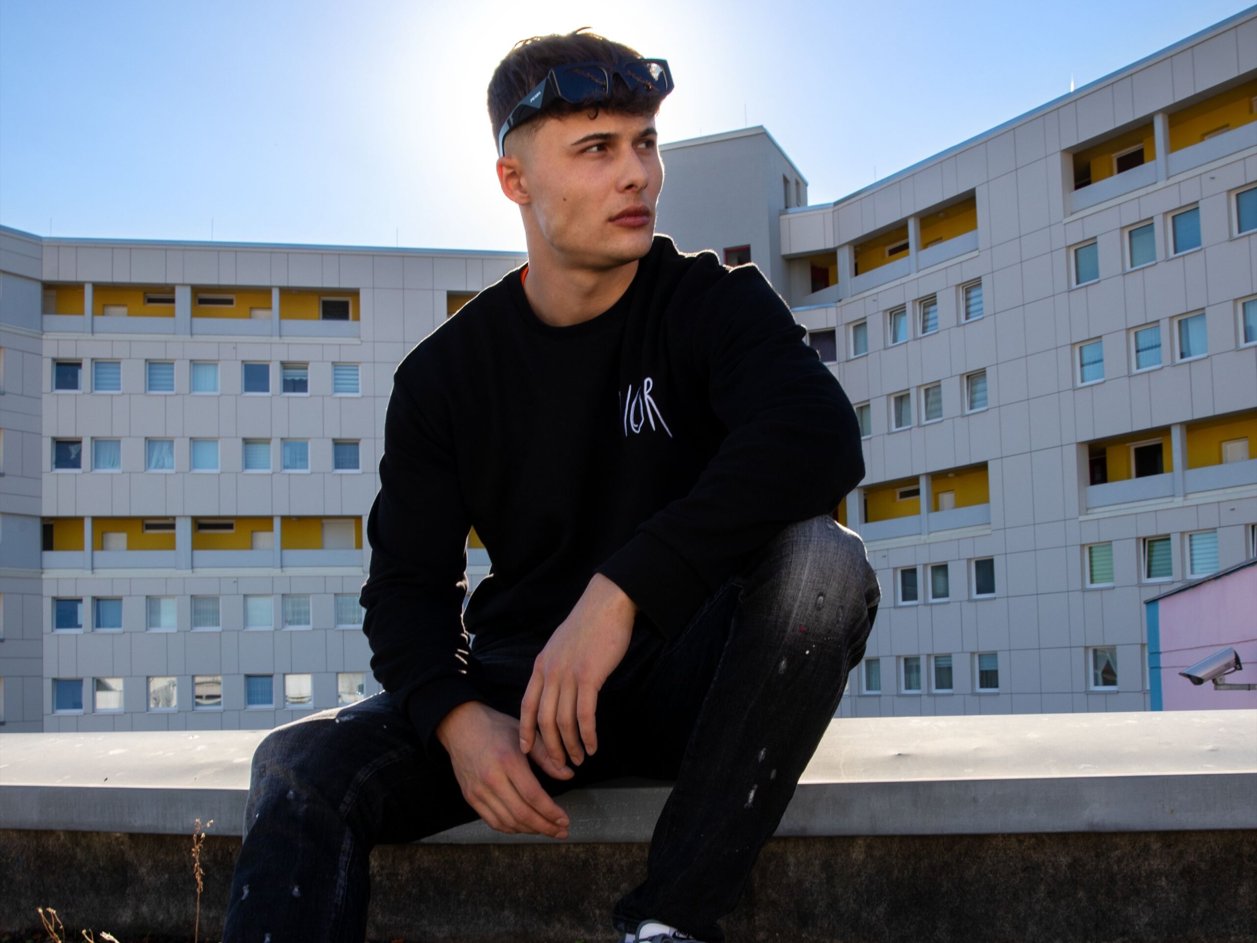 Luca Wolf - "Polaroid" (Single + offizielles Video) - POP-HIMMEL.de