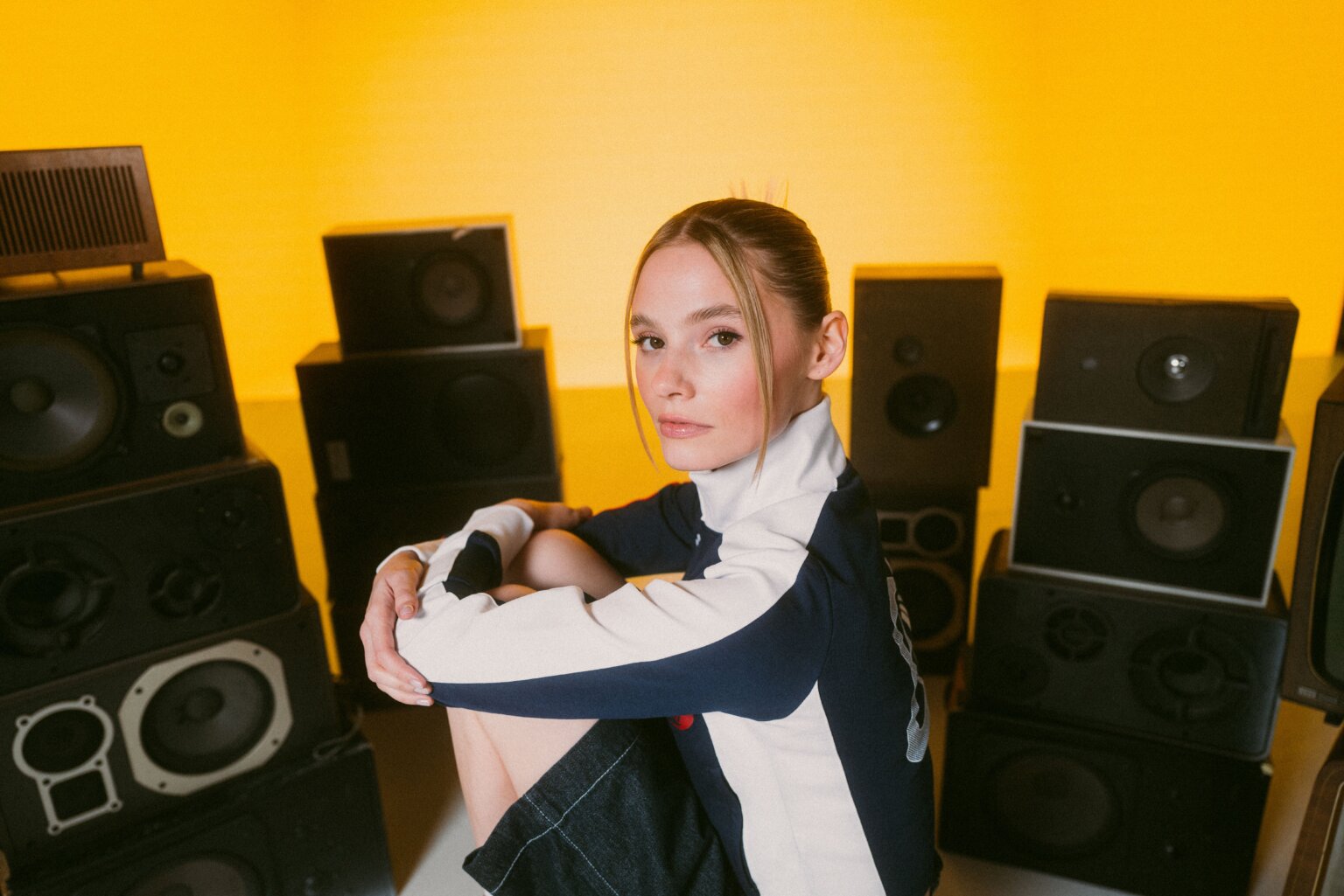 Esther Graf - "best part" (Single + offizielles Video) - POP-HIMMEL.de