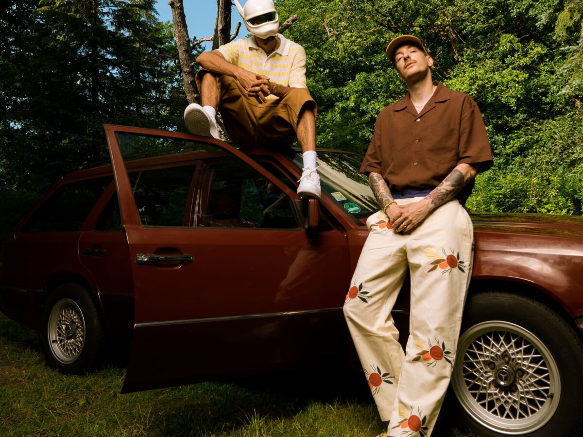 Casper X CRO - "sommer" (Single + offizielles Video) - POP-HIMMEL.de