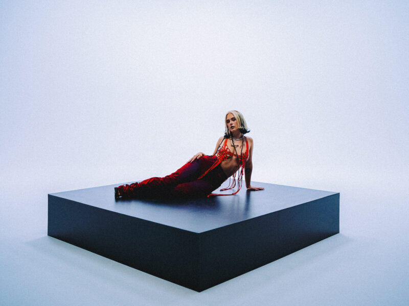 MATHEA - Live 2023 + Videoclip zur neuen Single "Du + Ich" - POP-HIMMEL.de