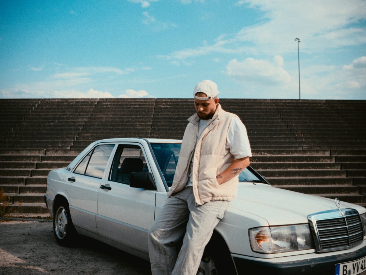 Giant Rooks - "Somebody Like You" (Single + Visualizer Video) - POP ...