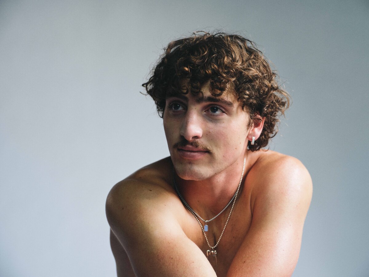 Benson Boone - "Beautiful Things" (Single + offizielles Video) - POP-HIMMEL.de