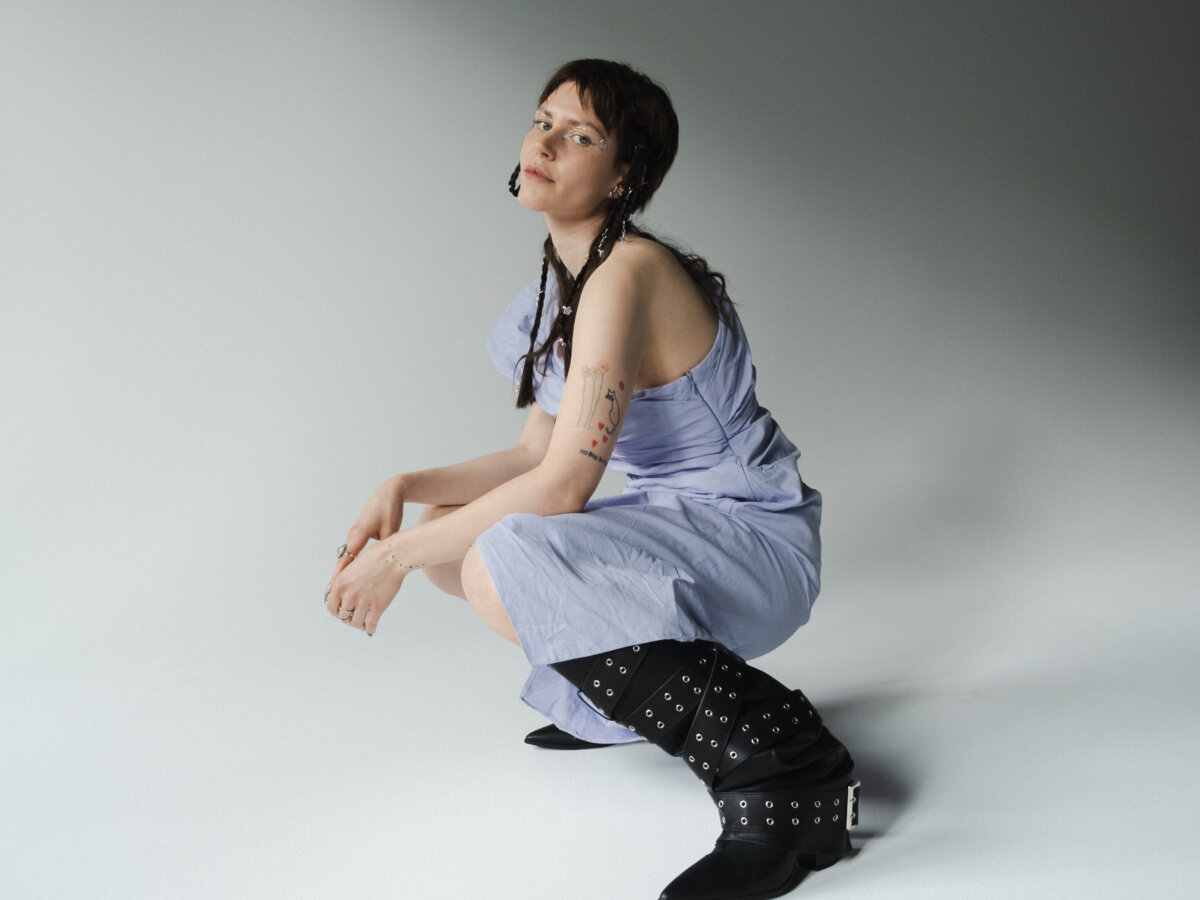 Leony - "Simple Life" (Single + offizielles Lyric Video) - POP-HIMMEL.de