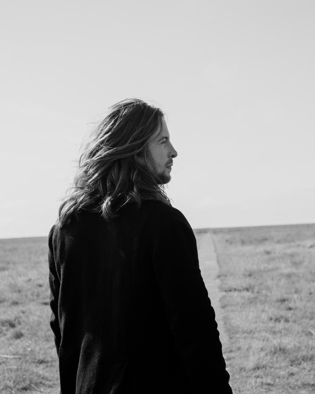 SAKIAS - "Wir Kommen In Frieden" (Single + Audio-Video) - POP-HIMMEL.de